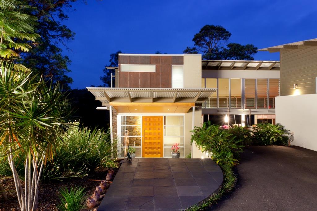 Cross Flow Ventilation is Maximised in this Brookfield House - Australia